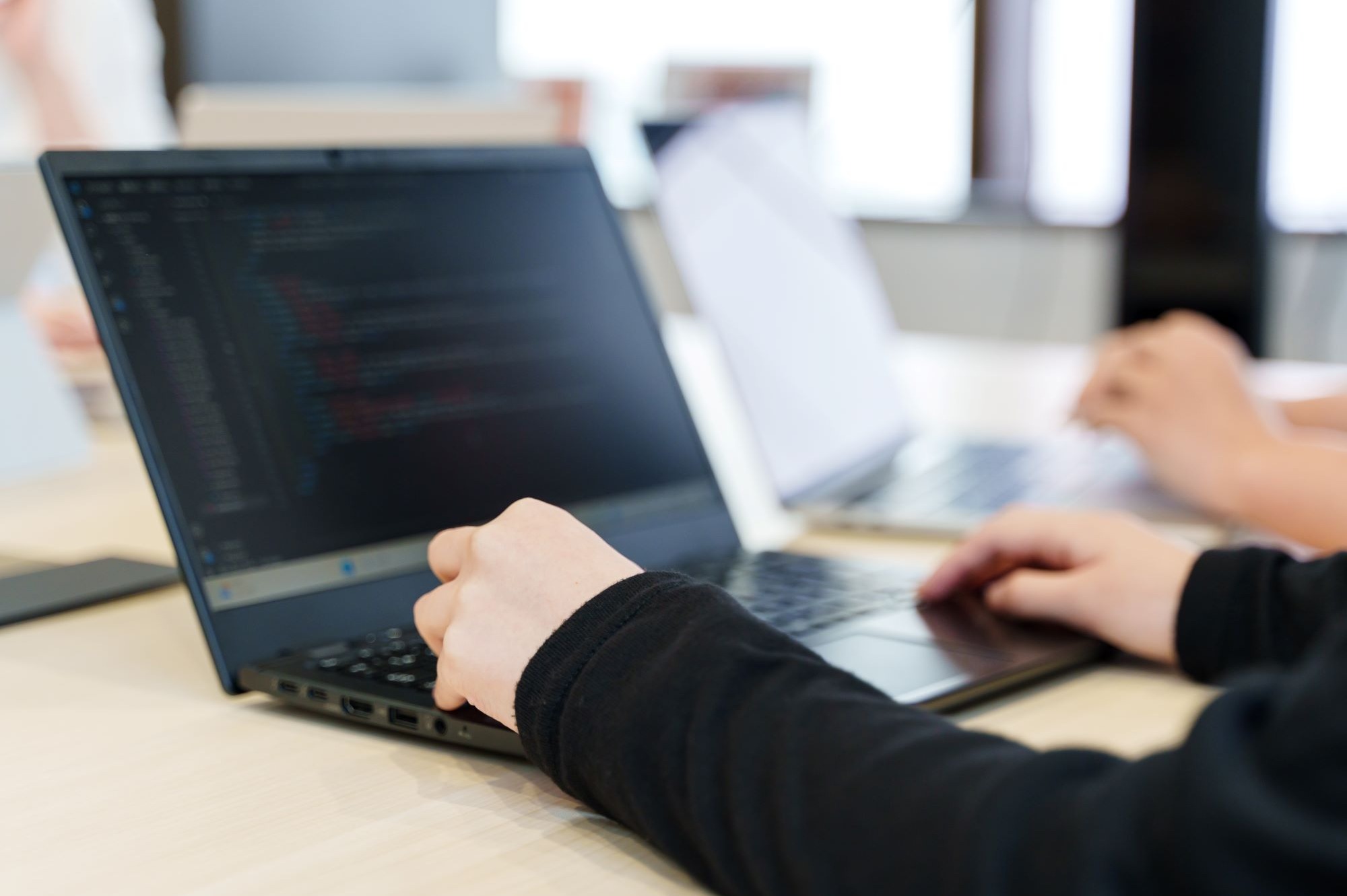 PHP，JAVAでアプリ開発に挑戦♩｜エンジニア募集 - 株式会社CONVICTIONのWebエンジニアの採用 - Wantedly