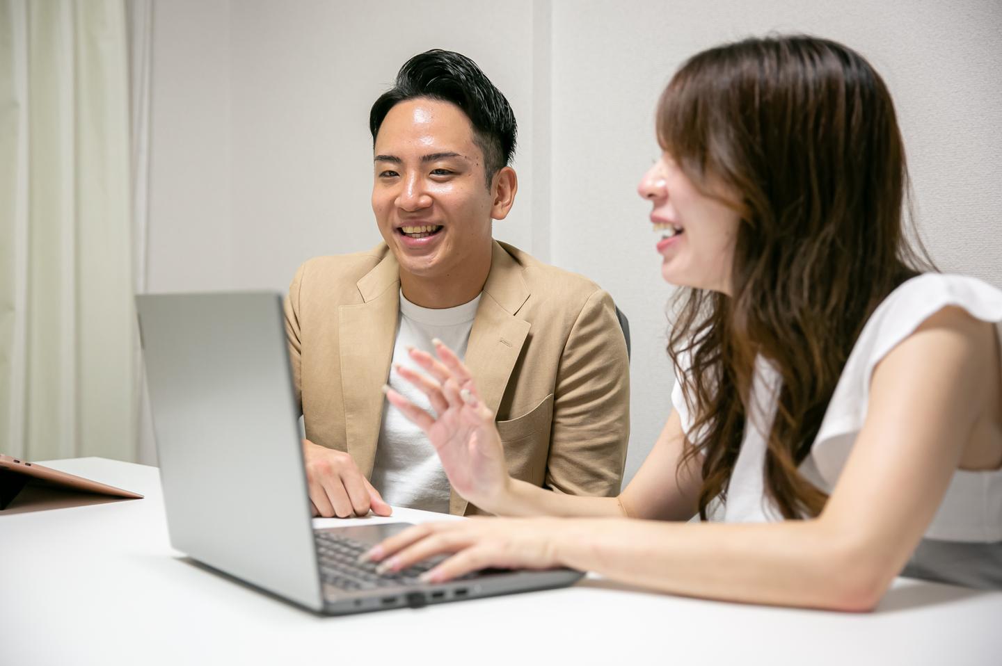 バックエンドはPython！API設計・開発エンジニア募集 - 株式会社HLTのシステムエンジニアの採用 - Wantedly