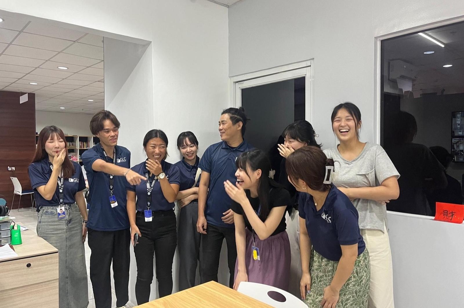 2025年秋は海外へ！セブ島語学学校でのインターンに挑戦したい人集まれ！ - GG co.,ltd.のカスタマーサクセス・サポートの採用 ...